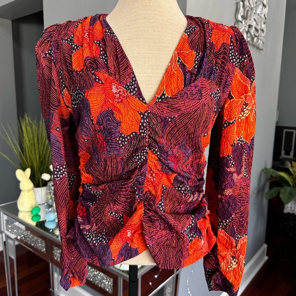 Zara | Tops | Zara Gathered Side Top | Poshmark